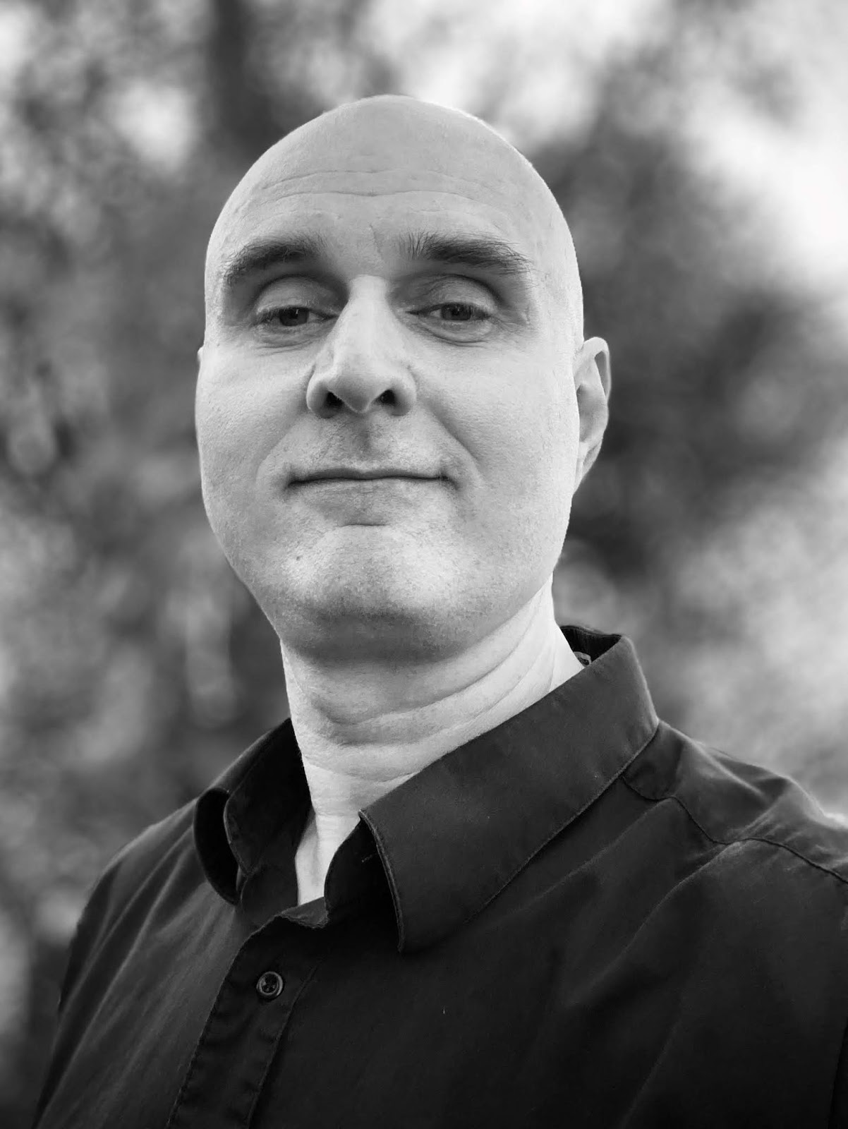 Martinspiration: About Erik J. Martin