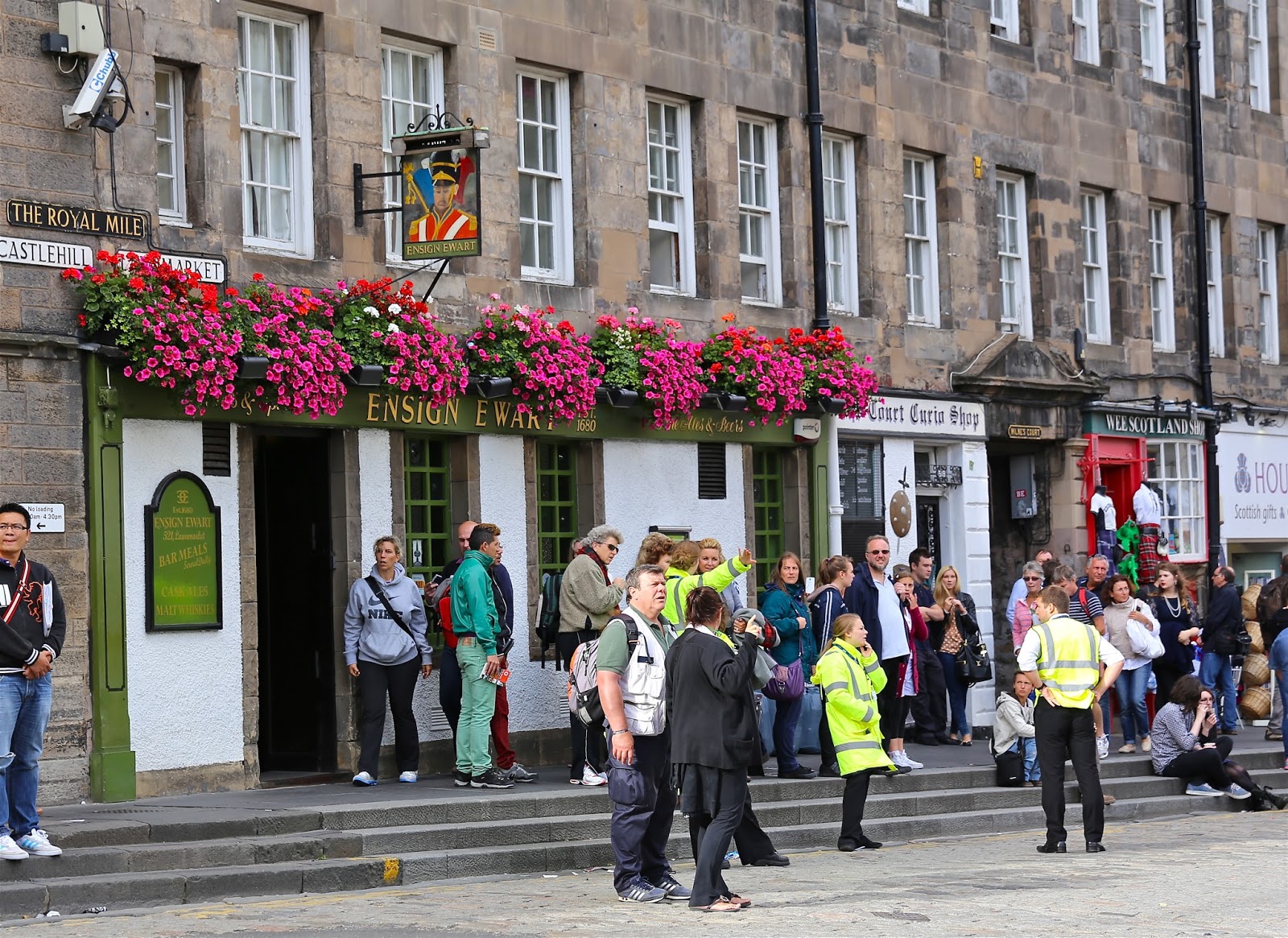 Sweet Southern Days: Edinburgh, Scotland