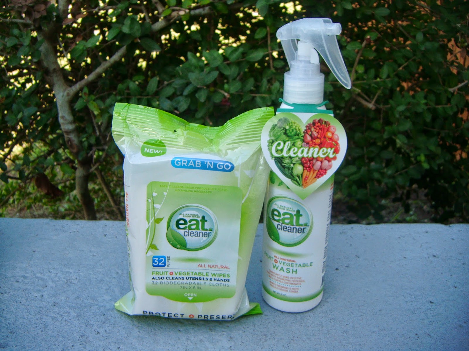 The ABCD Diaries: Eat Cleaner Produce Wipes and Spray! #Spon