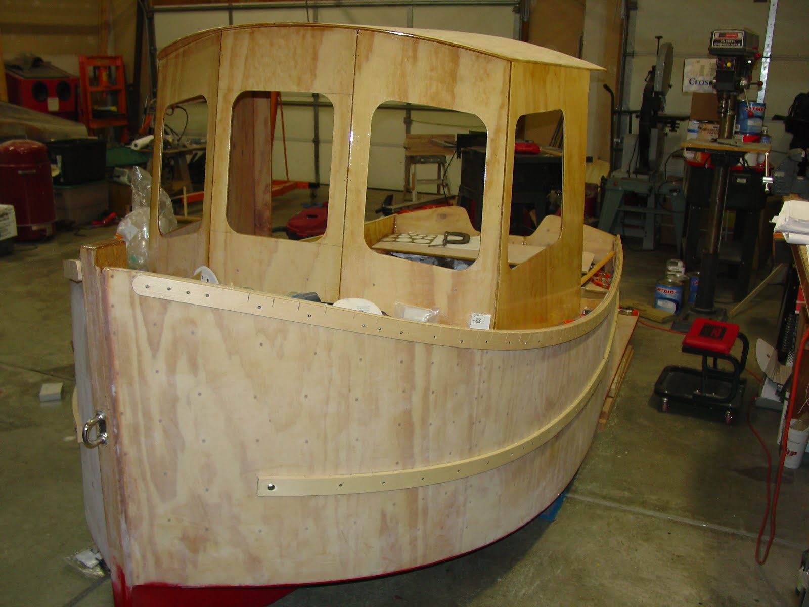 Todd's Mini-Tug Boat Building Journal: Finally Back To Work; Rub Rails ...