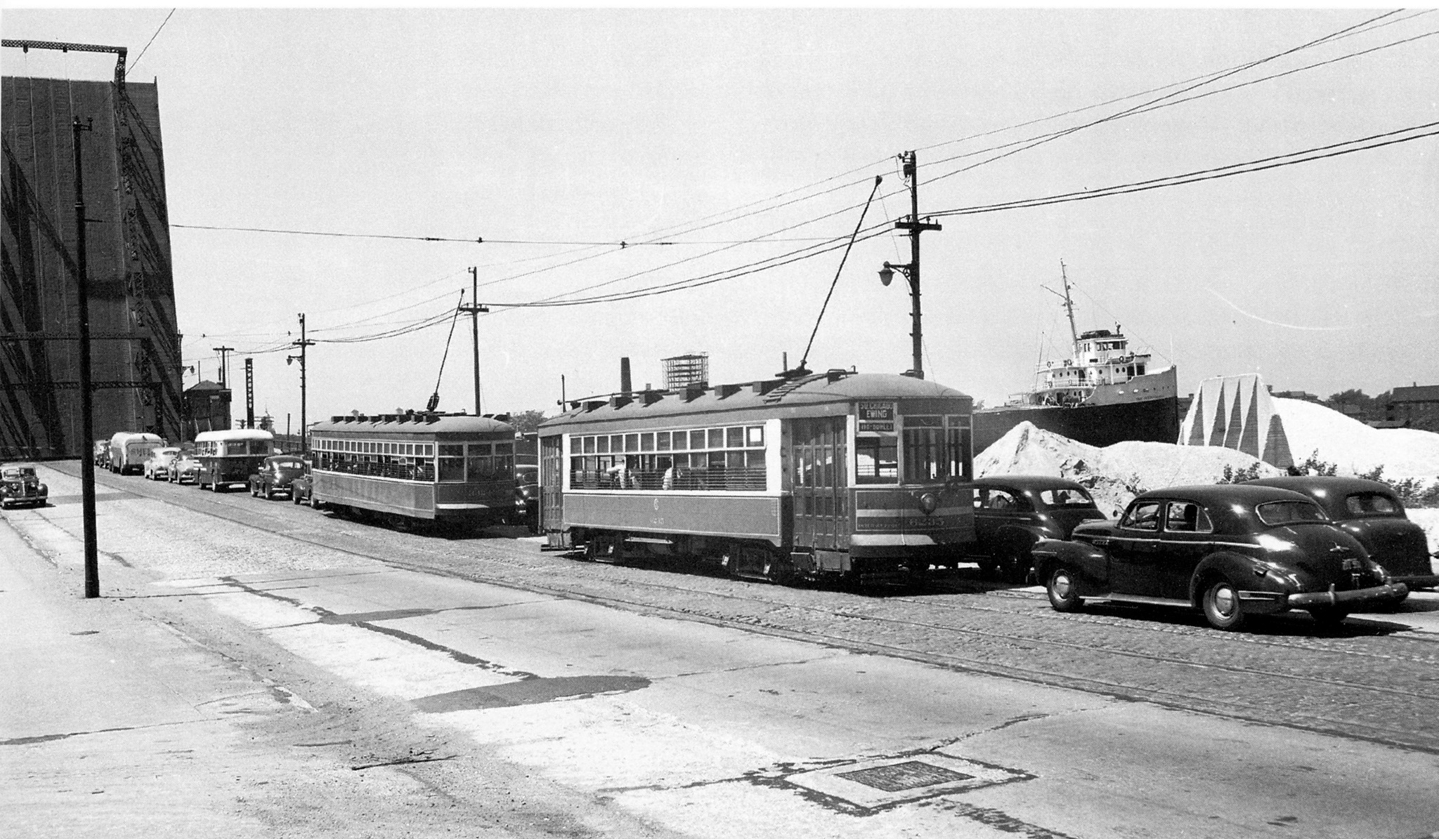 Industrial History: Ewing Avenue (92nd St.) Bridge over Calumet River