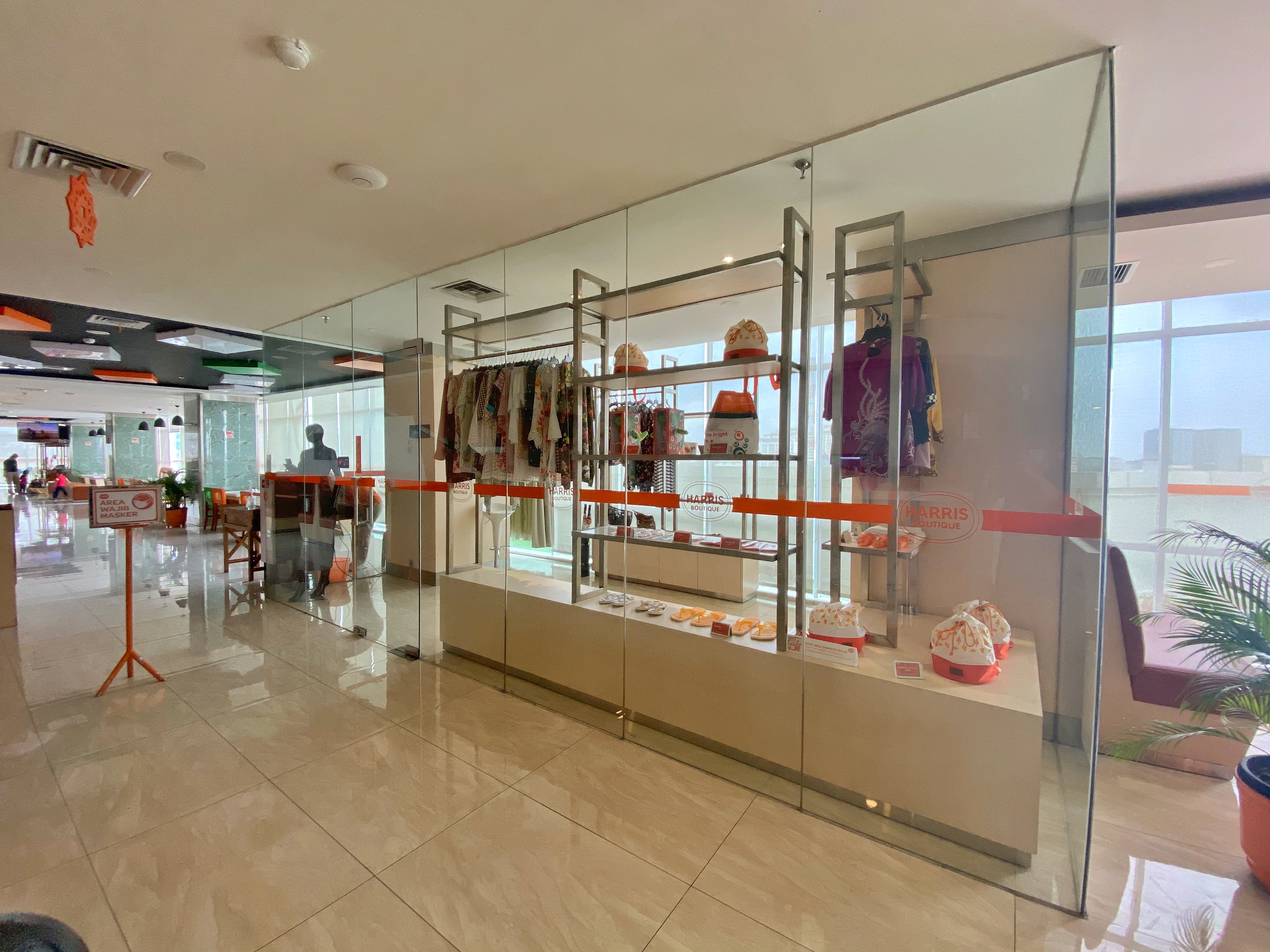 Hotel Bintang Empat Murah di Semarang - Harris Hotel Sentraland ...