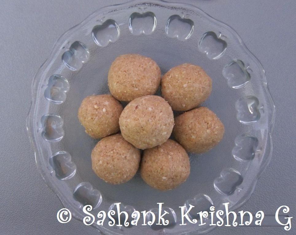 Nuvvula Undalu (Sesame laddu) recipe