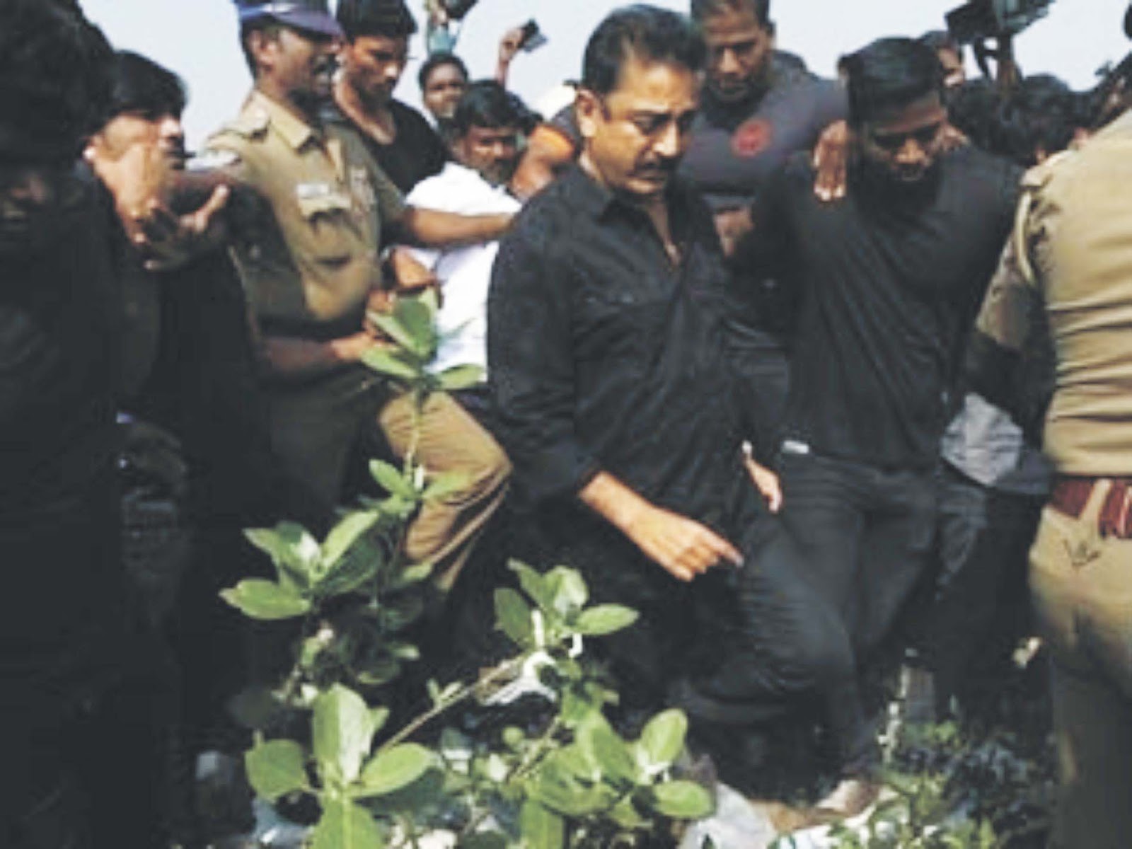 NAKARAJAN: KAMAL HAASAN , INDIAN ACTOR ACTED UNCONVENTIONAL ROLES BORN ...