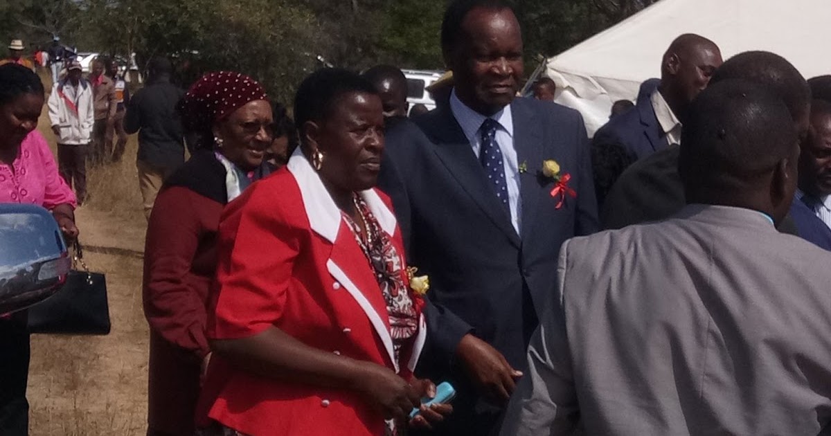 HUNGWE'S WIFE DIES | Mafaro