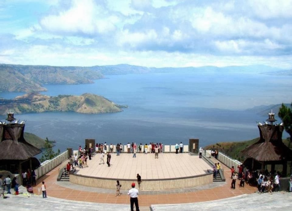 Harga Tiket Masuk Pemandangan Pulau Samosir | Macam-Macam Tarian di ...