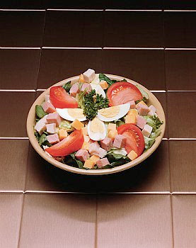 Ensalada con jamón | Recetas de Cocina faciles.