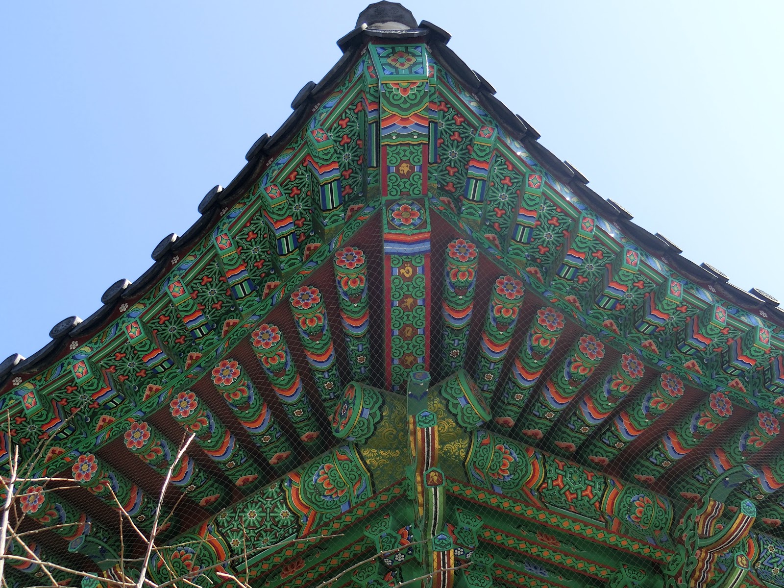 Nau speak: Korea: Mahabodhi Temple in Jogno District en route to Gwangjang