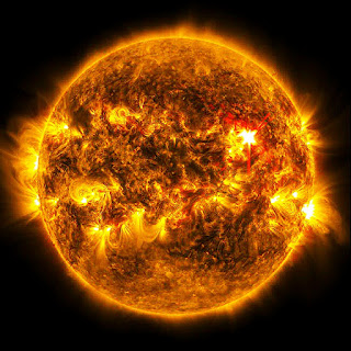 What are Quasi stars? Largest star know in the universe? | Kiftat