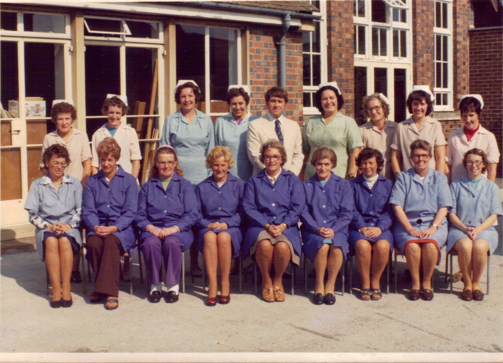 Newbold Verdon Primary School: Canteen & Dinner Ladies Staff Photo 1976