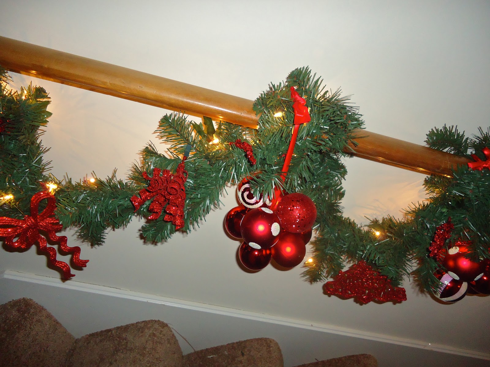 Sisters on Blackwell: Garland and Ornament Clusters