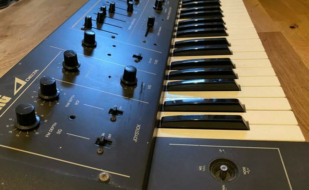 MATRIXSYNTH: KORG Delta Analogue Synth/String Machine