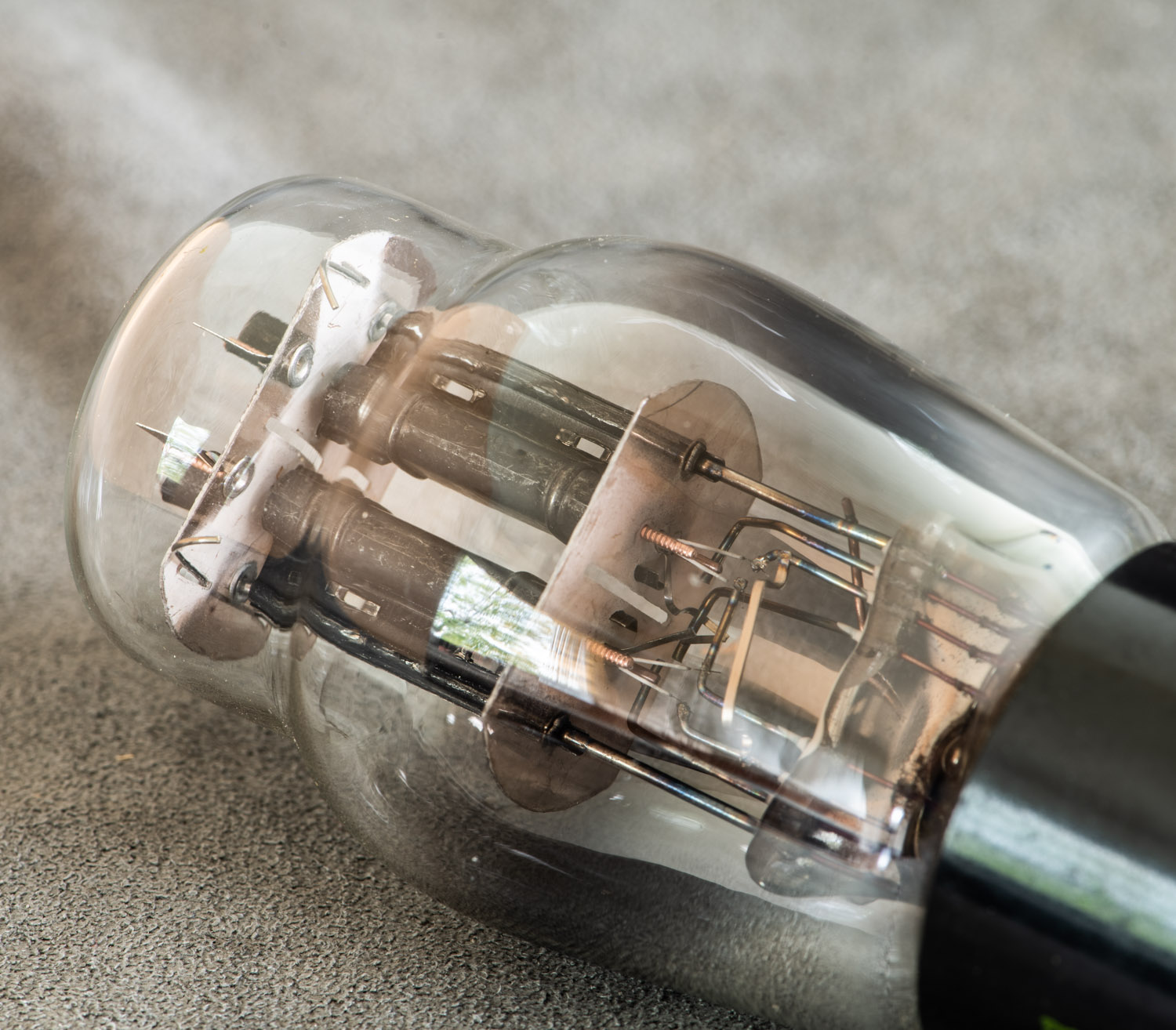 VinylSavor: Tube of the Month : The 6N7 (revisited)