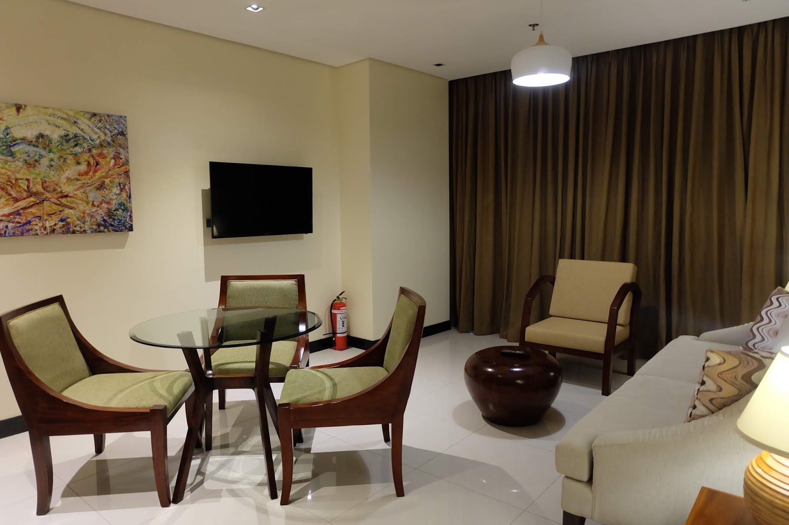 Summit Hotel Opens in Tacloban - Escape Manila Summit Hotel Opens in Tacloban - Escape Manila