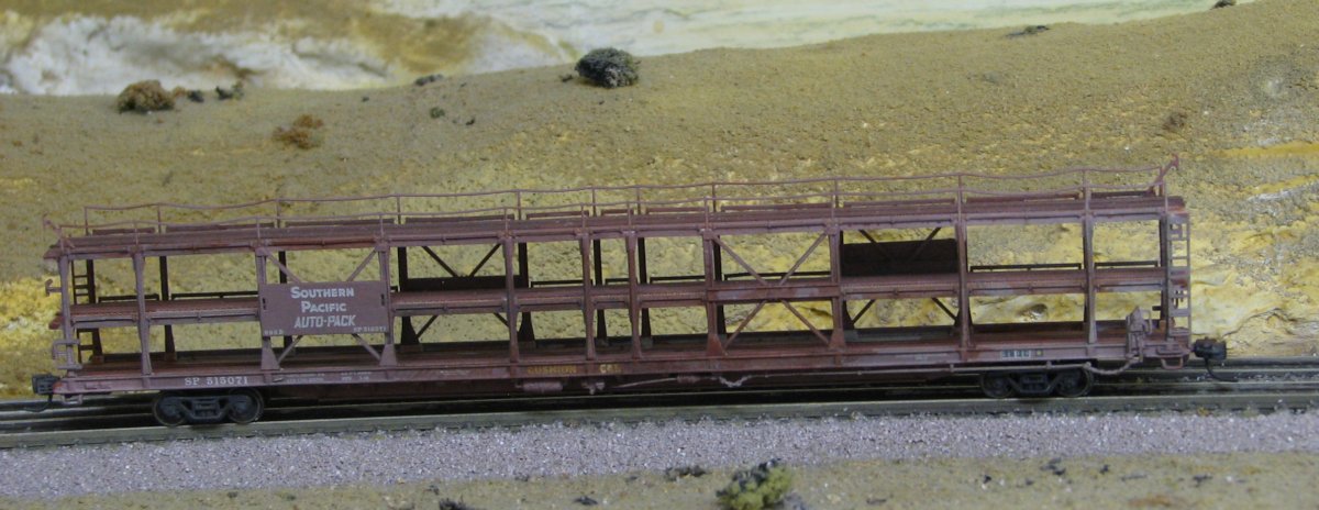Needles Division Santa Fe RR N Scale: 1981 N Scale Auto Rack led by ...