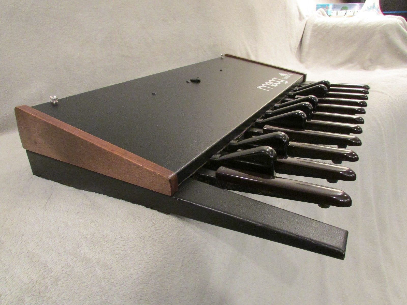 MATRIXSYNTH: Moog Taurus II Bass Synthesizer w/ Pedals SN 1458