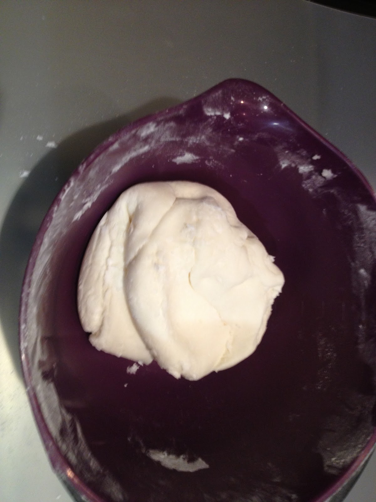 Paso a paso de fondant extendido o masa americana