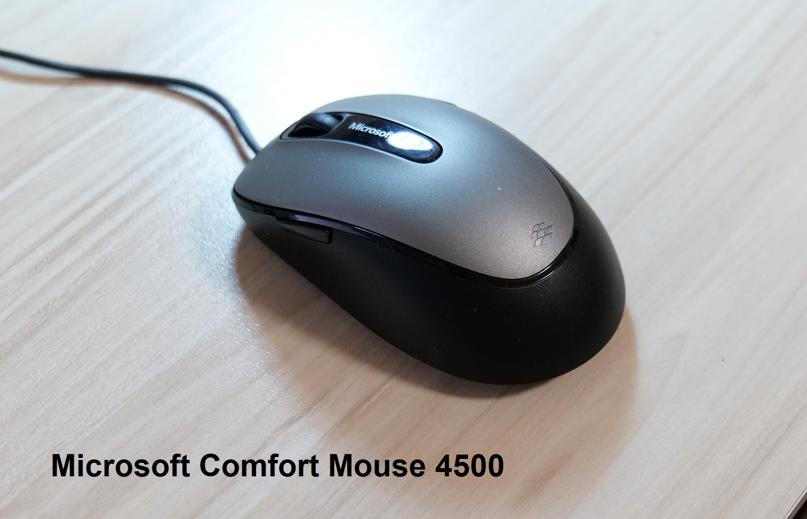 Microsoft Comfort Mouse 4500 - versatile tool for the office