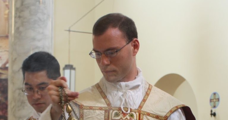 Latin Mass Knights: Fr. Kenneth Walker FSSP