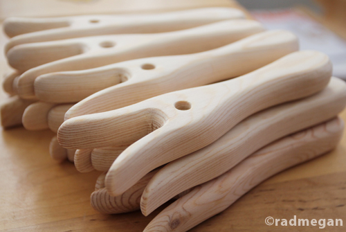 Knitting Forks Aplenty: Rad-Made Lucets! - Radmegan