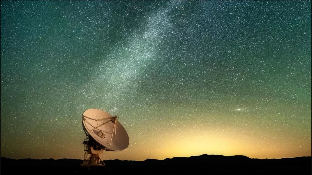 Learn The Beauty Of Blogging: Does invisible ALIENS really exist among ...