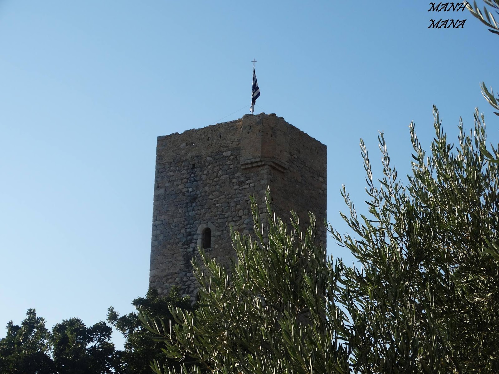 ΝΑΟΙ ΣΤΗ ΜΑΝΗ: ΠΥΡΓΟΣ ΔΙΡΟΥ (ΑΓ. ΣΩΖΩΝ)