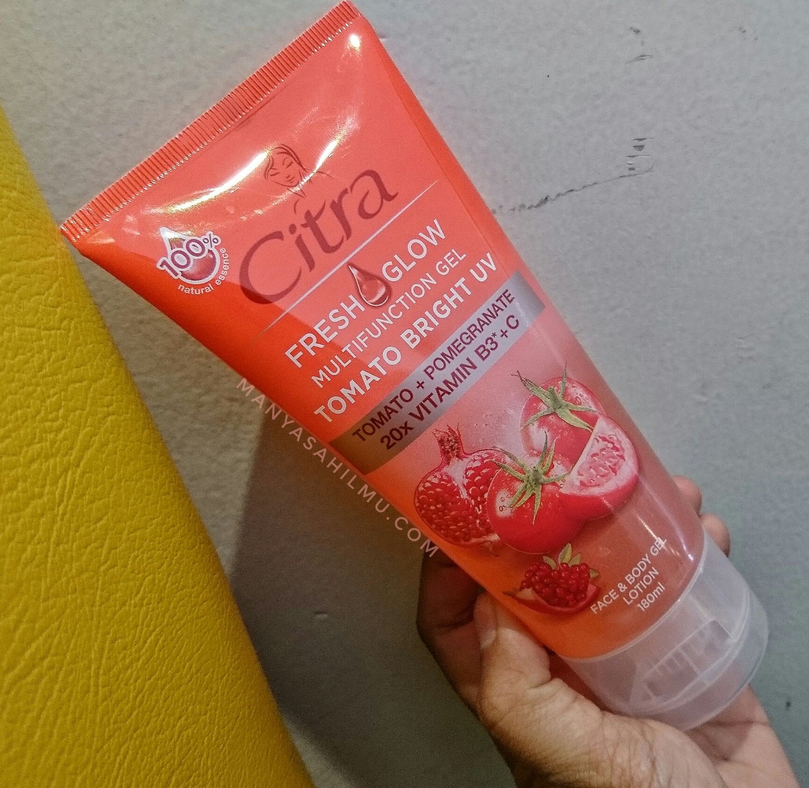 Citra Fresh Glow Multifunction Gel Tomato Bright UV Face & Body Gel ...