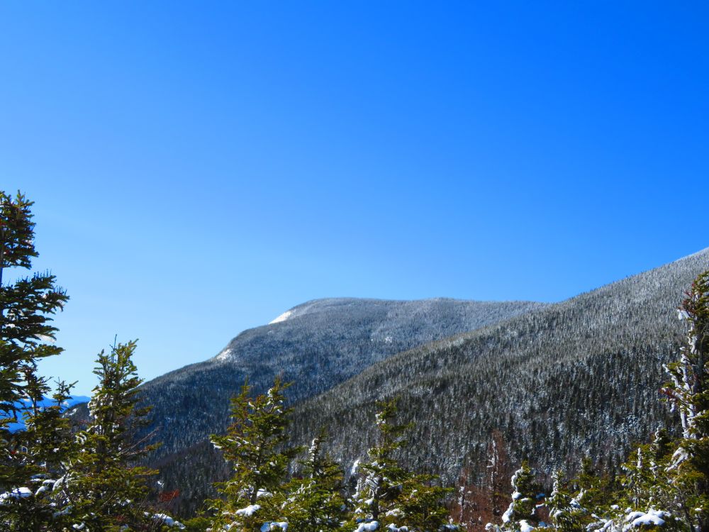 Outdoor Diversion: Hiking the Willey Range on a Spectacular Day