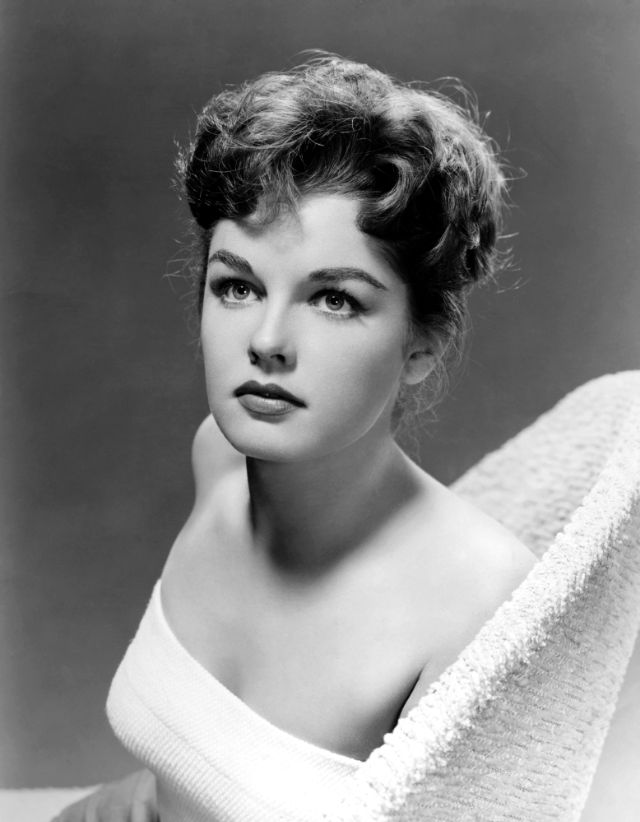 30 Glamorous Photos of Luana Patten in the 1950s and ’60s ~ Vintage ...