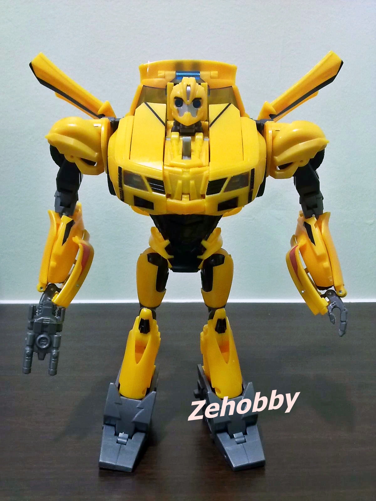 Zehobby: ~ Transformers Prime Weaponizer Bumblebee