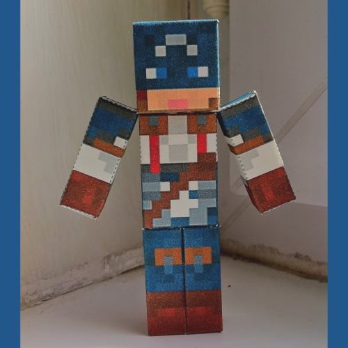Minecraft Papercraft Marvel