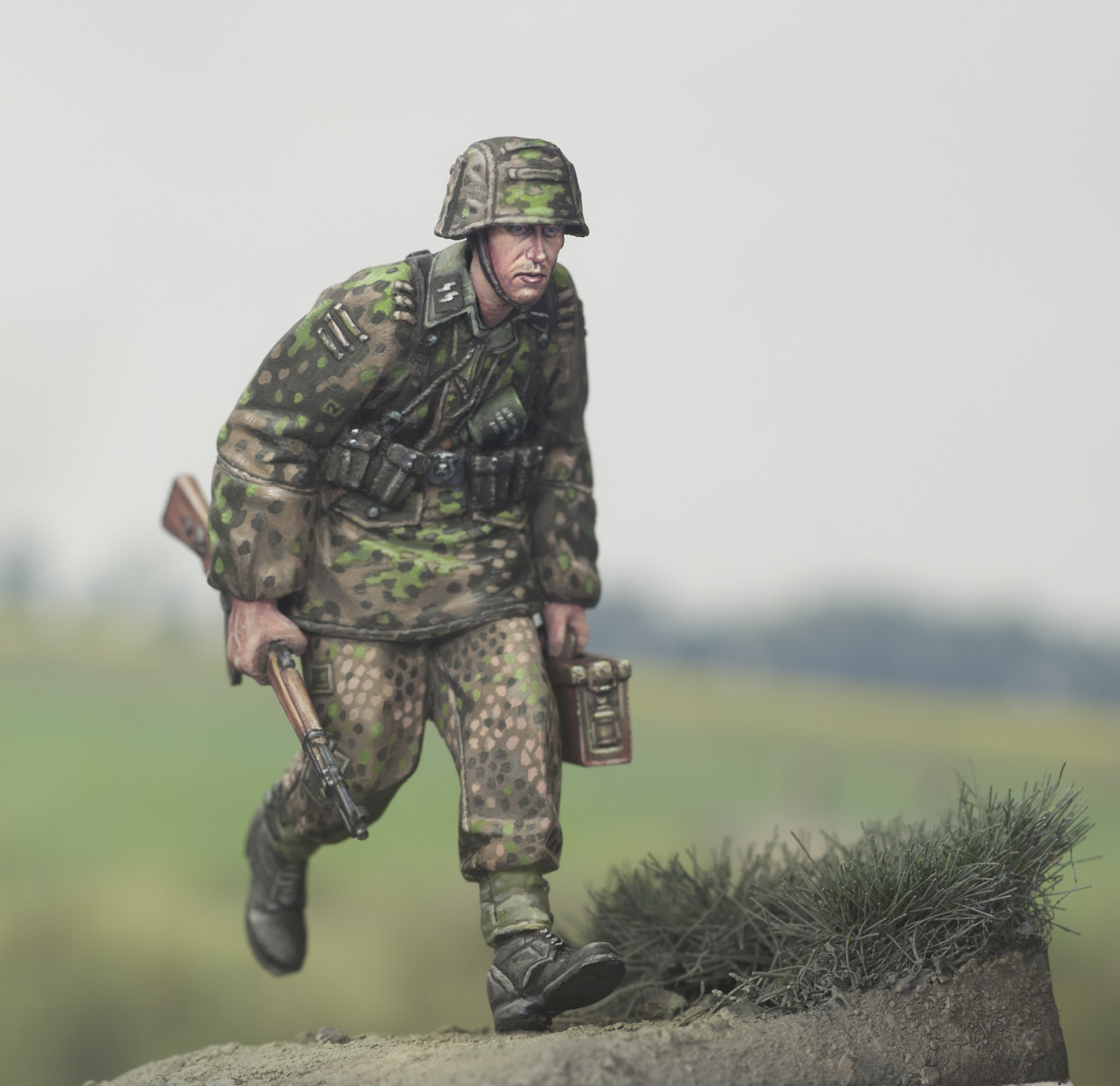 Rado Miniatures - SS-Sturmmann, 25th SS Pz.Rgt., Norrey-en-Bessin ...