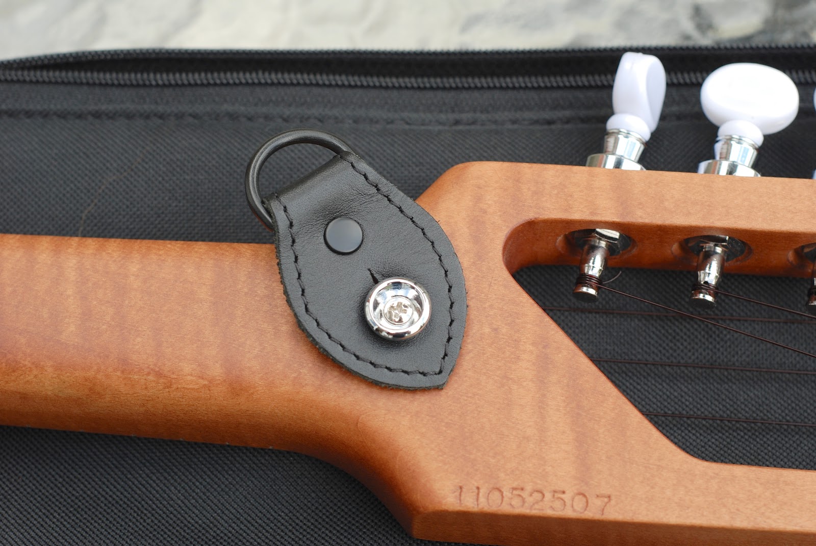 Risa Uke-Solid Concert Ukulele - REVIEW