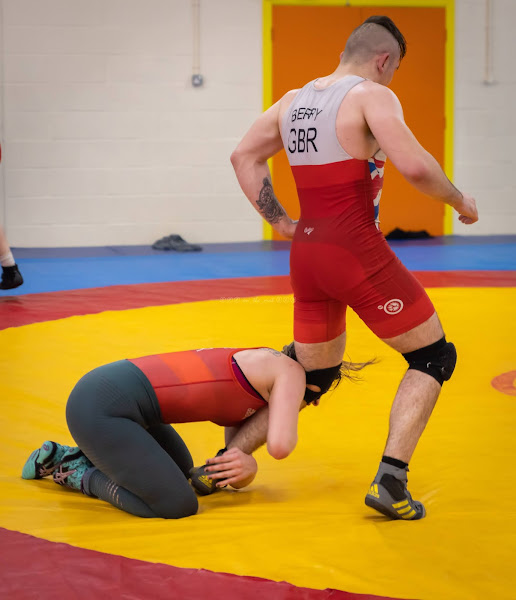 Men Wrestling Women: British female wrestler pins men's team member