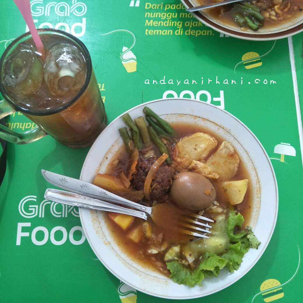 Jelajah Rasa Selat The Vien's : Si Manis Khas Kota Solo - Andayani Rhani