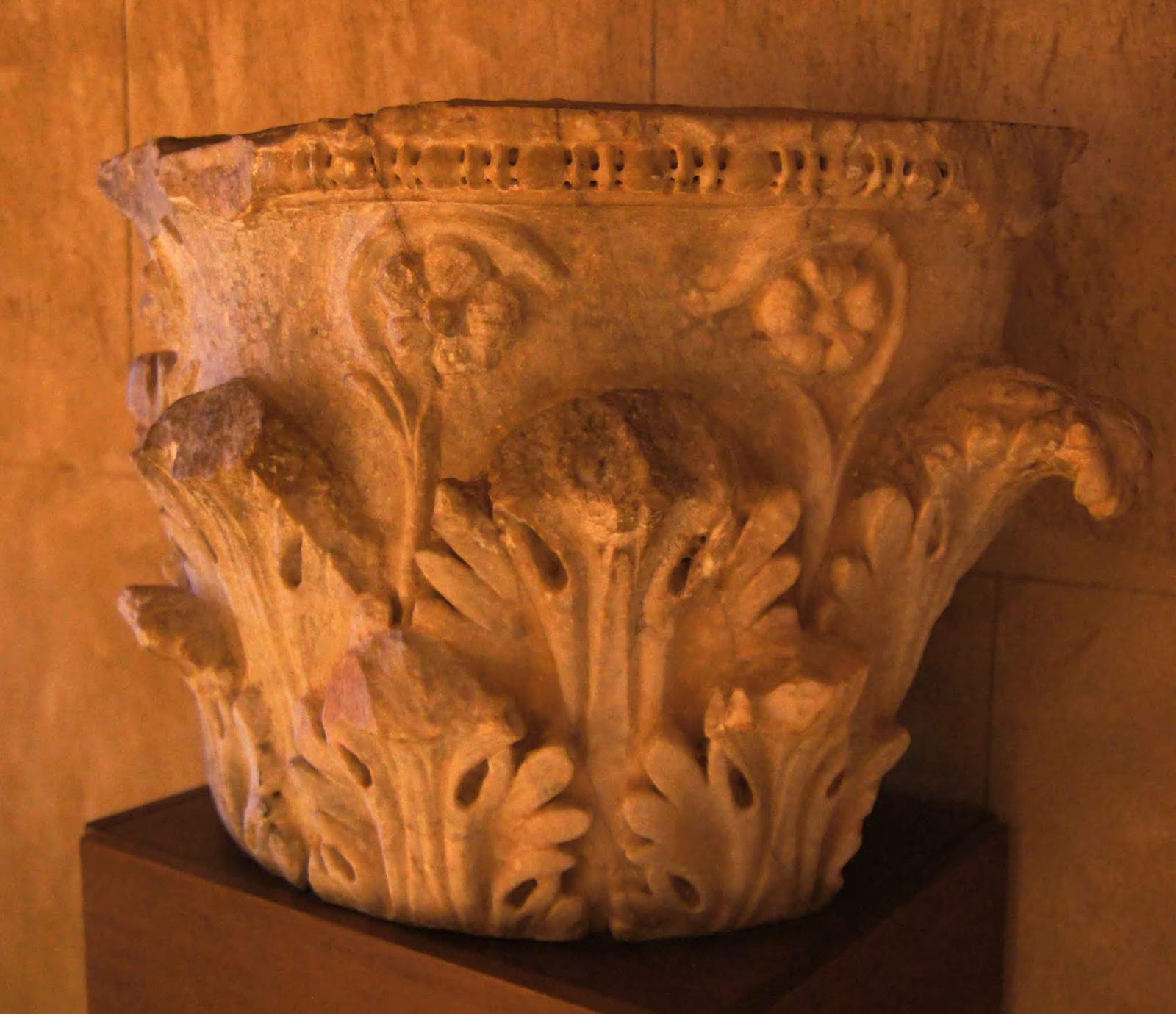 LAS PARIDAS DE MARCELO DEL CAMPO: Capiteles de la Mezquita Aljama de ...