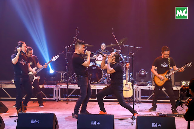 Online Private Live Show ပြုလုပ်ခဲ့တဲ့ ဖြိုးမြတ်အောင်၊ ခုပ်ပီး၊ နာနို