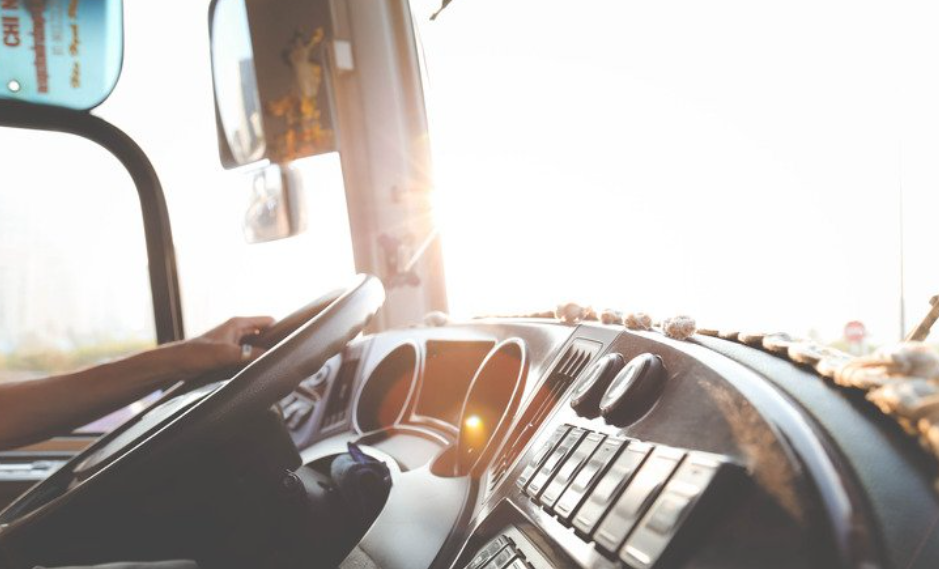 Jadwal dan Tarif Bus Trans Lampung - Hasbundoya