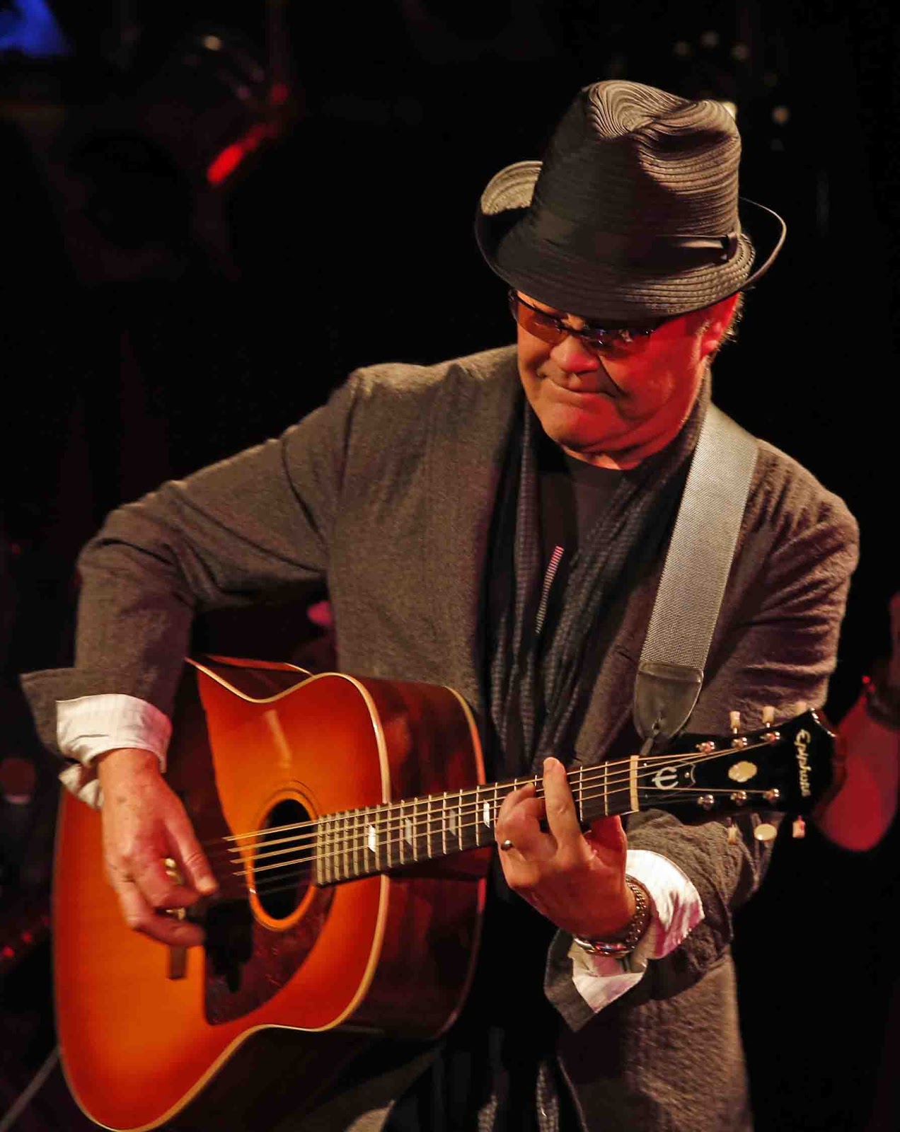 MONKEE MICKY DOLENZ ON TRIUMPHANT CONCERT