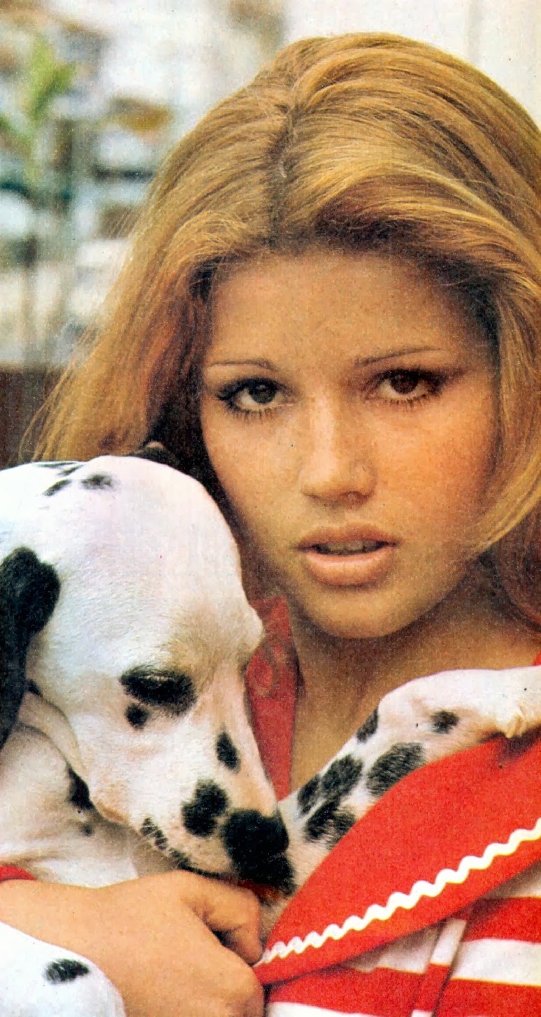 Astros Em Revista Nadia Lippi A Ninfeta Da Tupi
