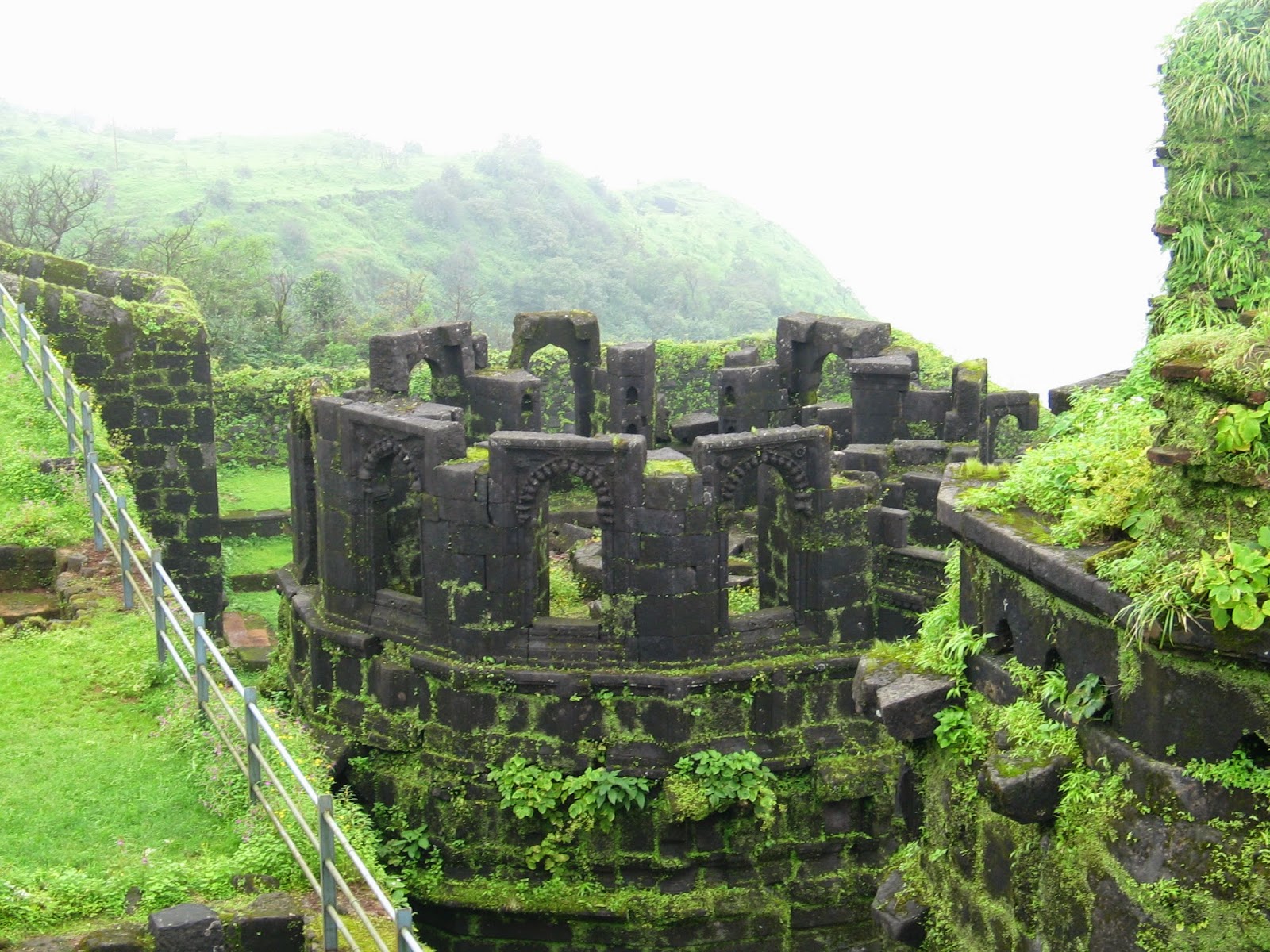 Raigad fort in Maharashtra | HISTORY OF INDIA