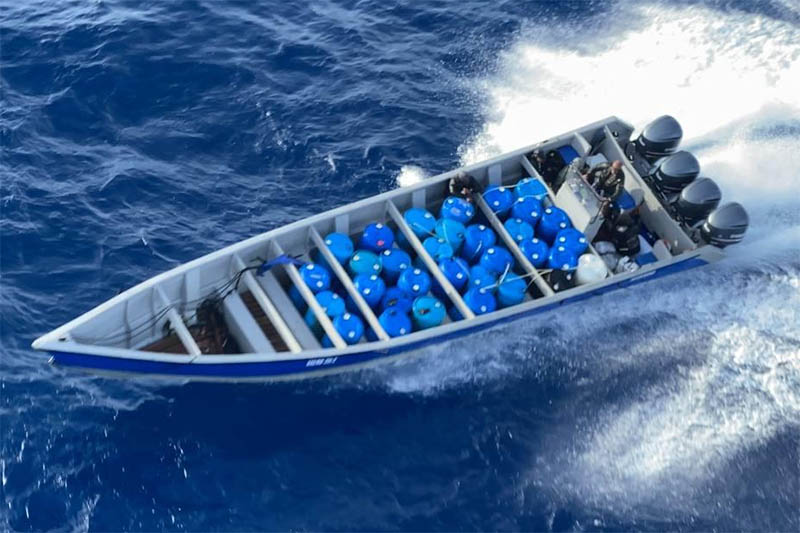 En impresionante persecución la Armada de Colombia interceptó Go Fast ...