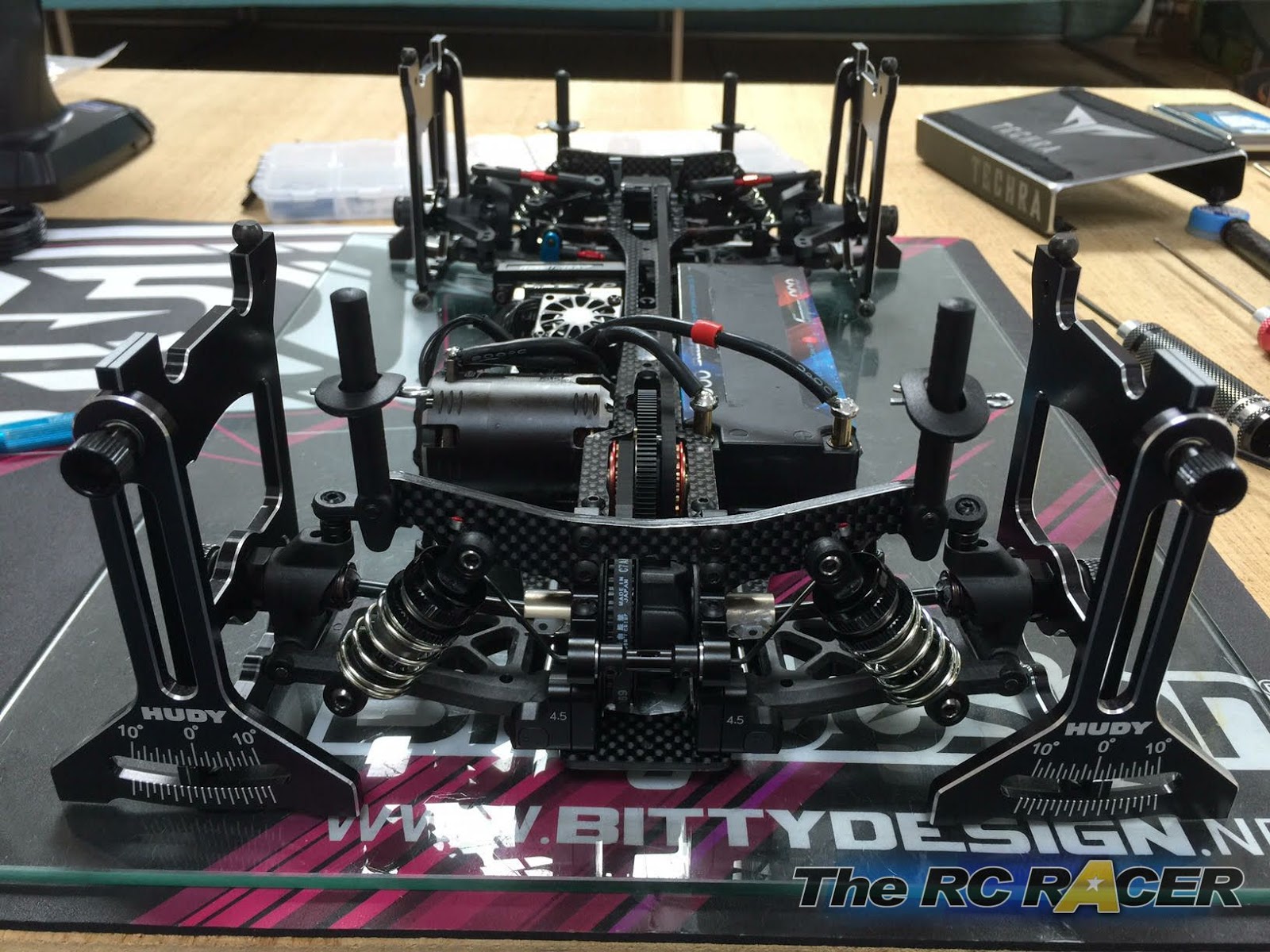 INFINITY IF14 開封から組み立て、そして走行まで|ラジコンもんちぃ - オフロード/オンロード/ドリフト ラジコンニュース