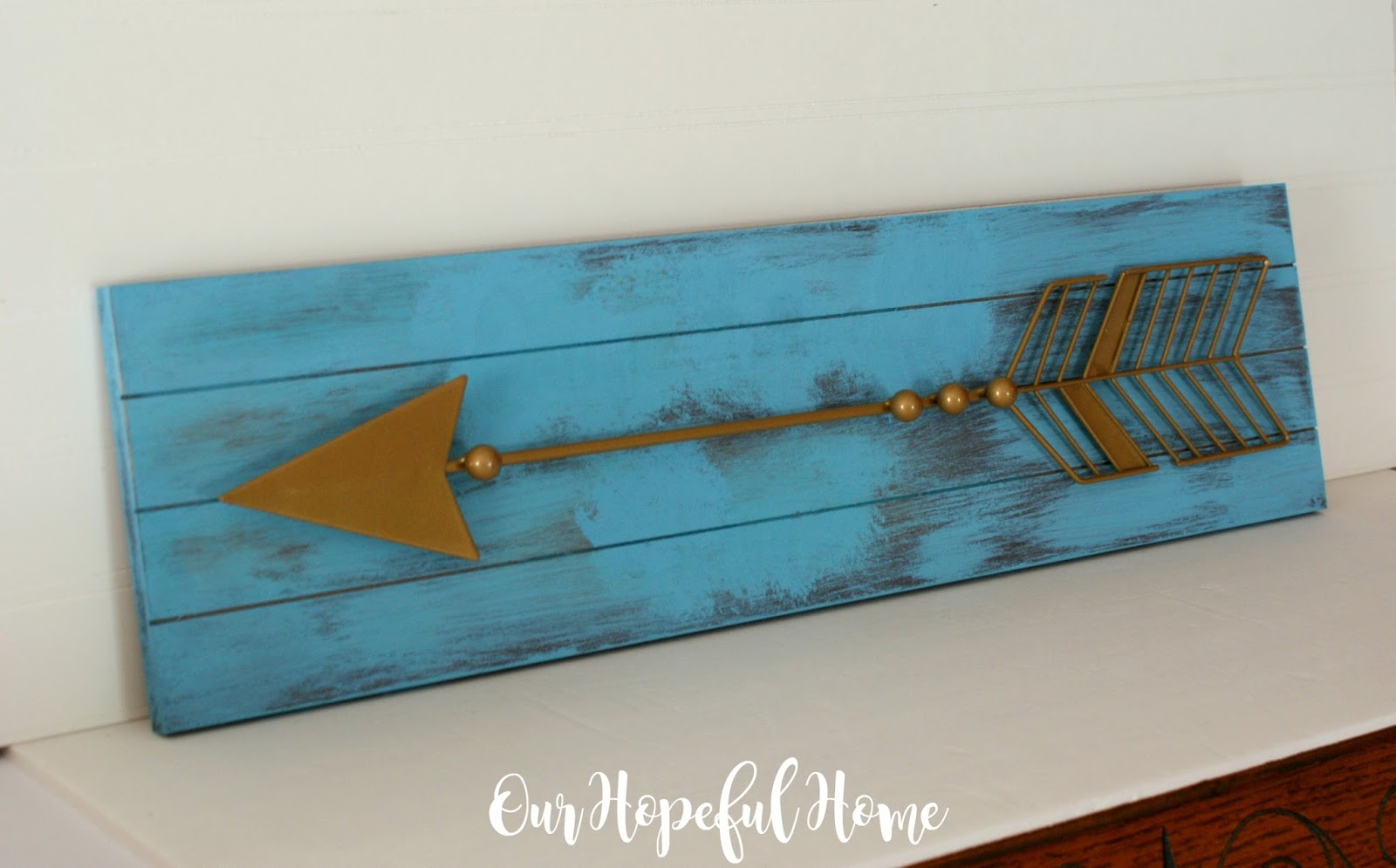 Our Hopeful Home: DIY Rustic Wooden Sign With Arrow