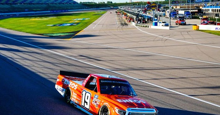 NASCAR Race Mom: Derek Kraus 5th At Kansas