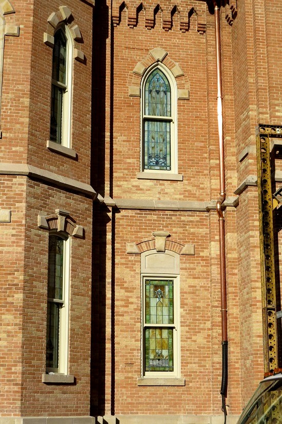 New Temple in Provo: Architecture, Provo and Two Temples