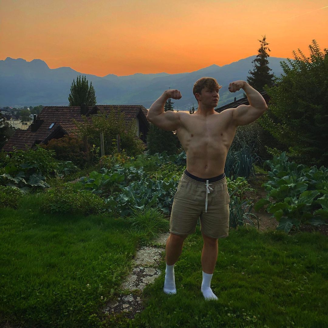 the beauty of male muscle: Ramon