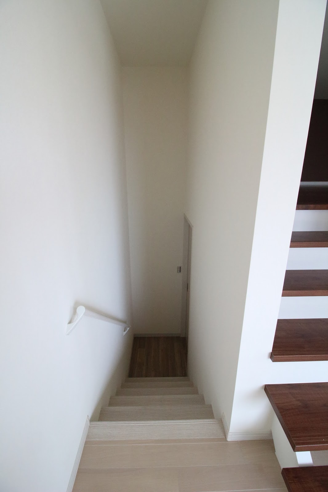 建築実例: 鳴門市 H棟 SKIP HOUSE 10戸・1K＋SKIP ROOM 2018年3月竣工