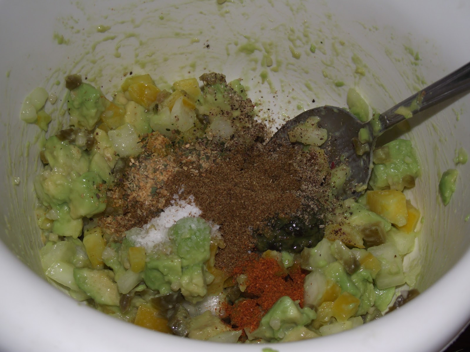 The Unabashed Kitchen Wench: Spicy Avocado Relish