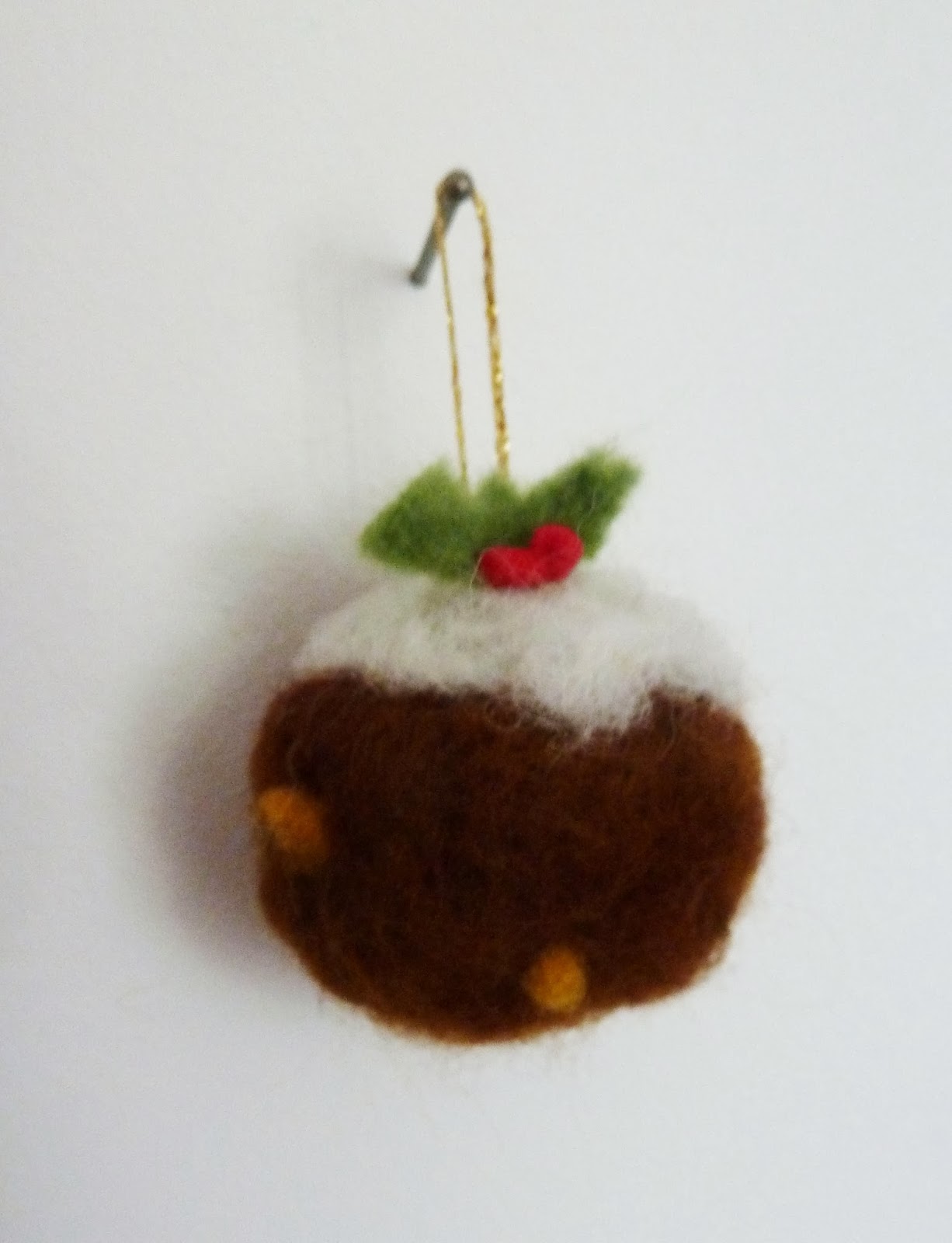 Always Autumn: Tutorial: Needle Felted Christmas Pudding